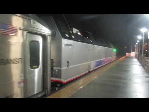 NJ Transit Bombardier ALP-45DP #4509 Departing Hamilton With Bi-Levels - YouTube
