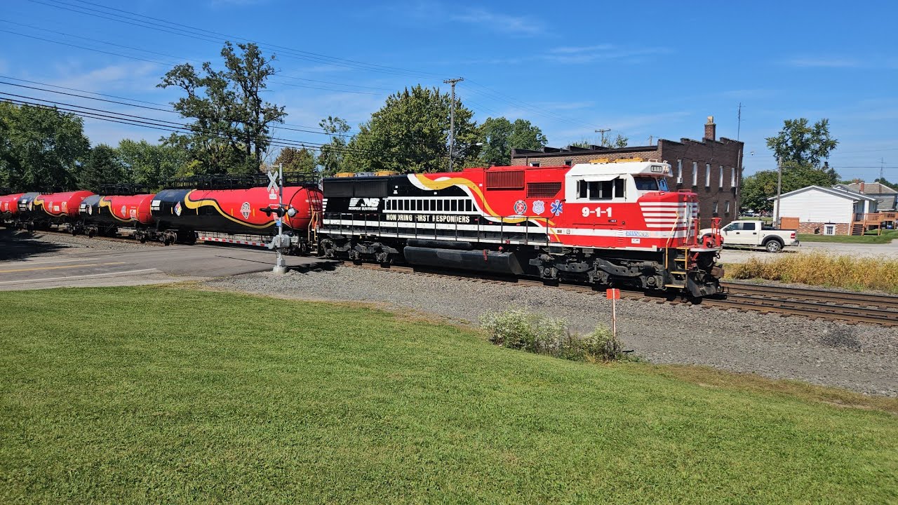 Norfolk Southern 911 Safety Train in Beloit, OH 9 22 23 - YouTube