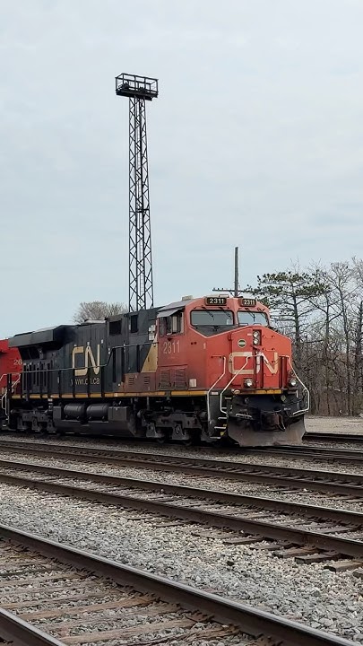 CN 2311 leads a interesting lash out of homewood - YouTube