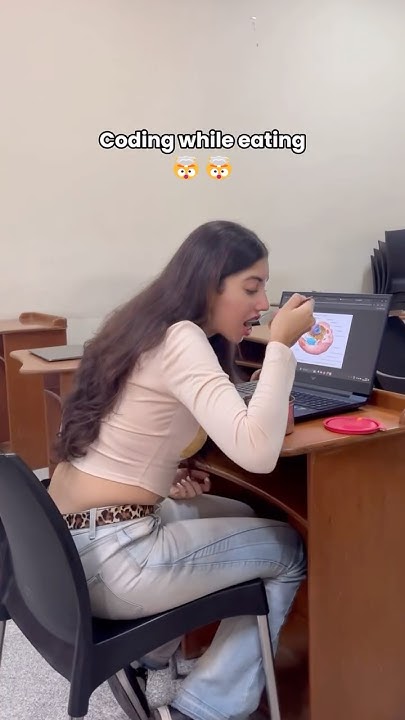 Subscribe for more coding tips⬆️#trending #ai #coding #python #java #engineering #university # ...