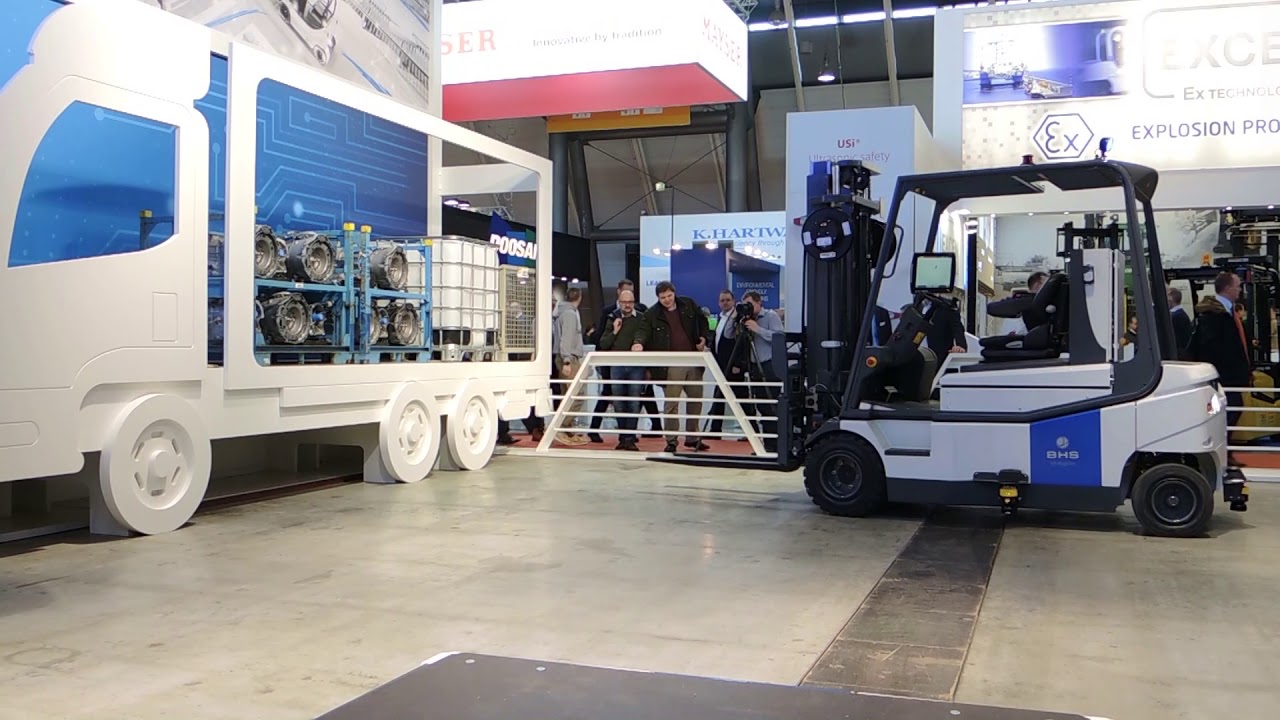 BHS Intralogistics Montini-Stapler als FTS - YouTube