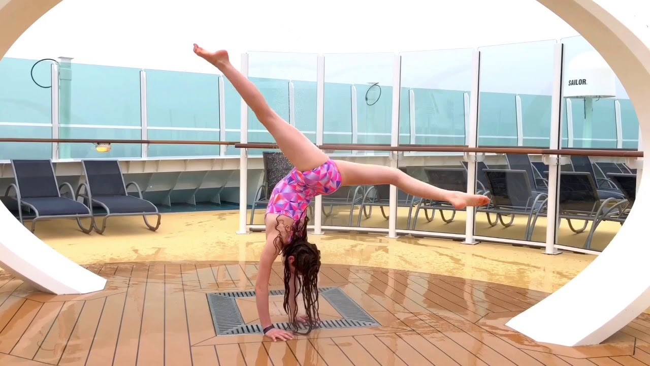 - GYMNAST / CHEERLEADER KARINA & HER GYMNASTICS - YouTube