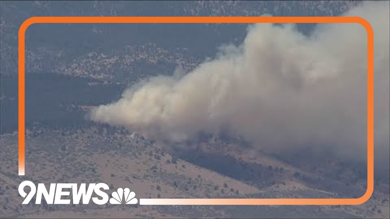 Stone Canyon Fire prompts evacuations north of Lyons - YouTube