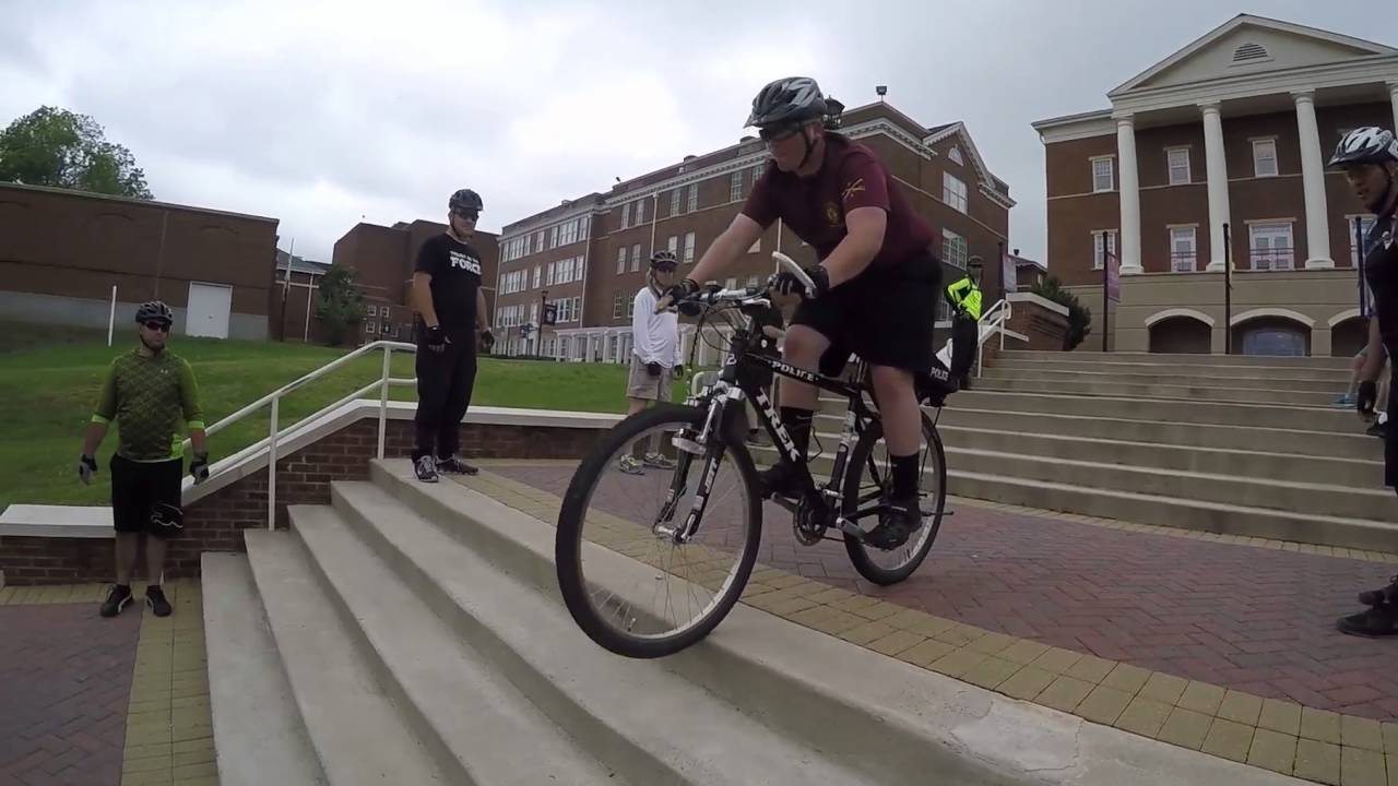 Police Mt Bike Training - YouTube