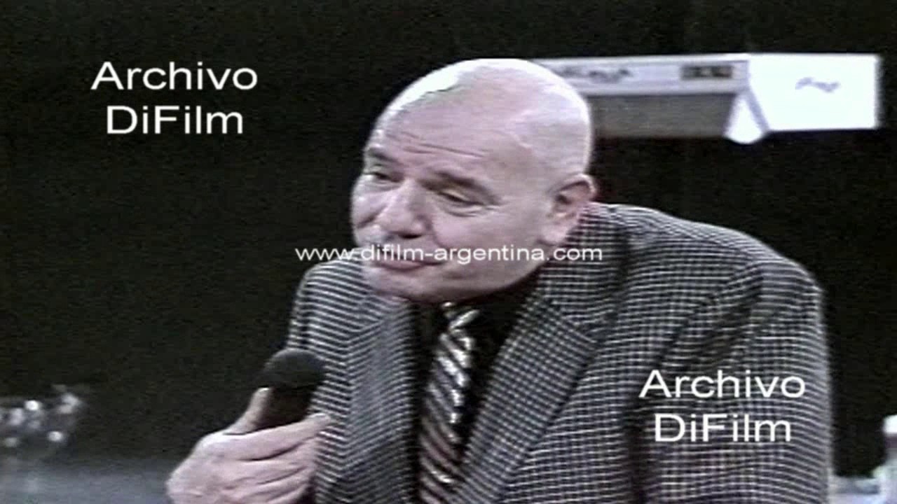 Chiste contado por Sandy en el programa de Roberto Galan 1991 - YouTube