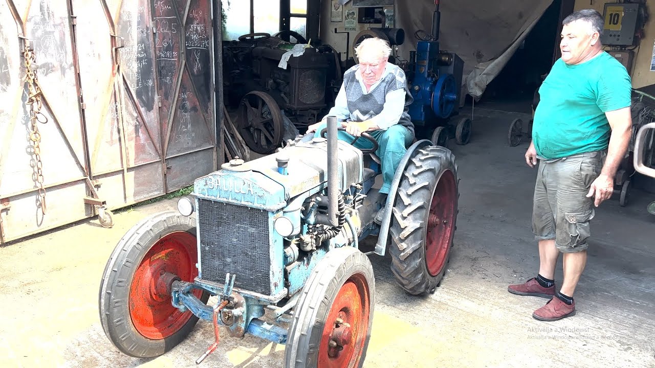 Starting tractor | Balilla from Year 1937 | Drive by an 85 years old ...
