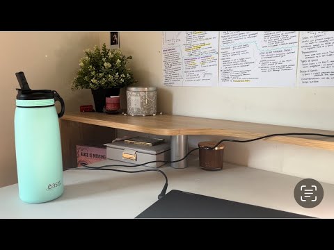 ASMR tapping around my desk! 📝 - YouTube