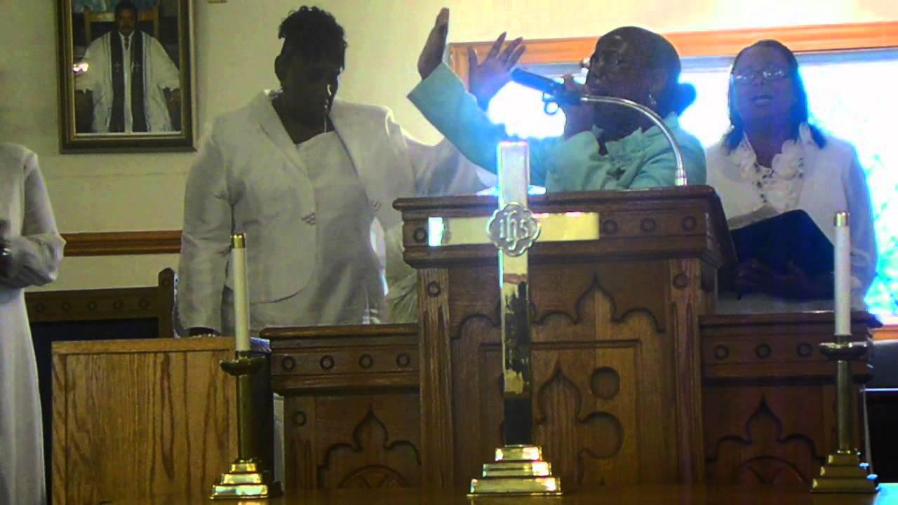 Evangelist LaTasha Parham at Brown Chapel Greenville NC - YouTube