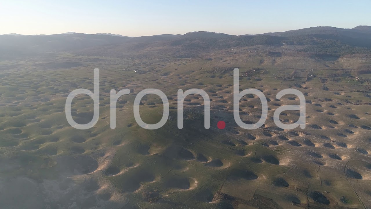 Bravsko polje - Vrtače - Bosanski Petrovac - 001 - YouTube