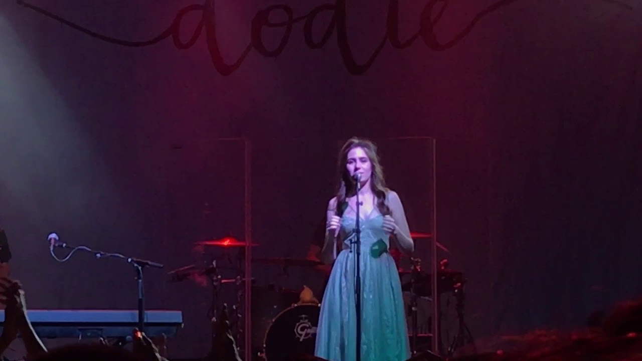 Monster | dodie | Live September 16, 2018 - YouTube