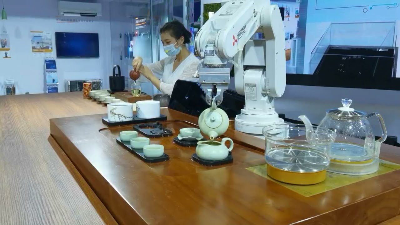 Robot Chinese Tea Art Performance - YouTube