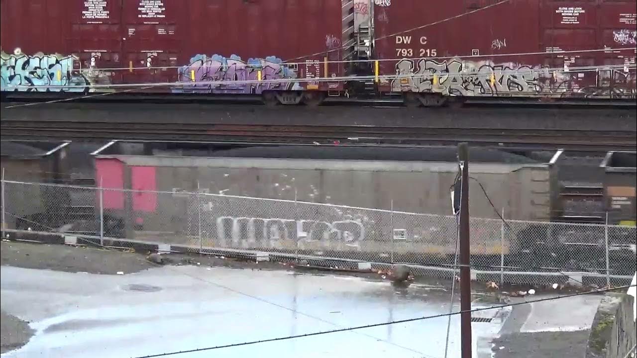 (Northbound) BNSF Loaded Coal Train passes through the BNSF Tacoma Train Yard. - YouTube