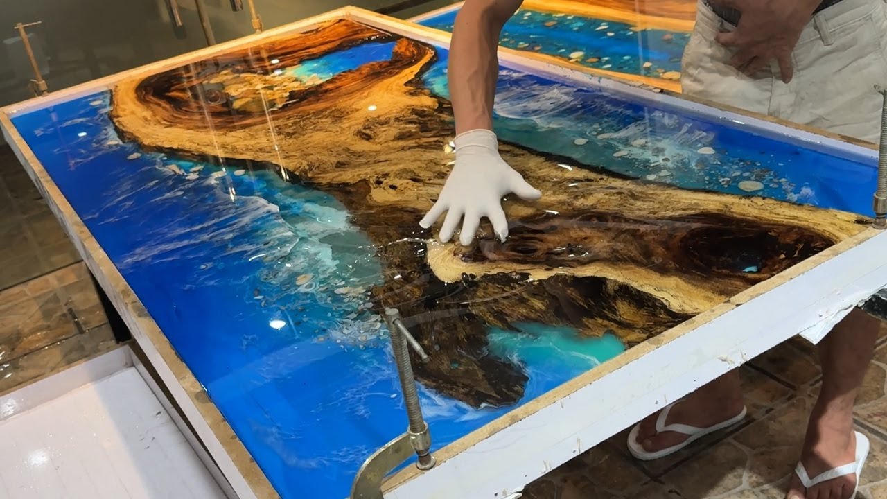 Instruct For Epoxy Glue Mixing And Surface Polishing Process - Skillful ...