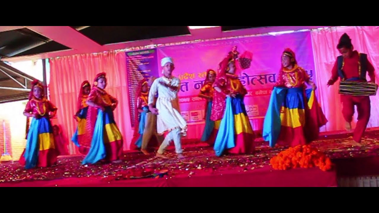 Nepali Typical Song- Maruni dance Ft.Tulsai Parajuli/Loreto Singh - YouTube