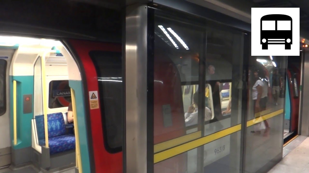 London Underground 1996 Stock - Departing Canary Wharf Station (Jubilee ...