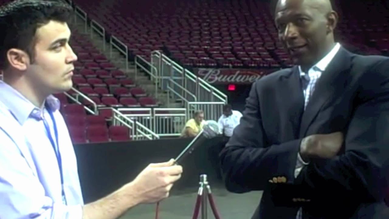 Robert Neagli with Clyde Drexler - YouTube