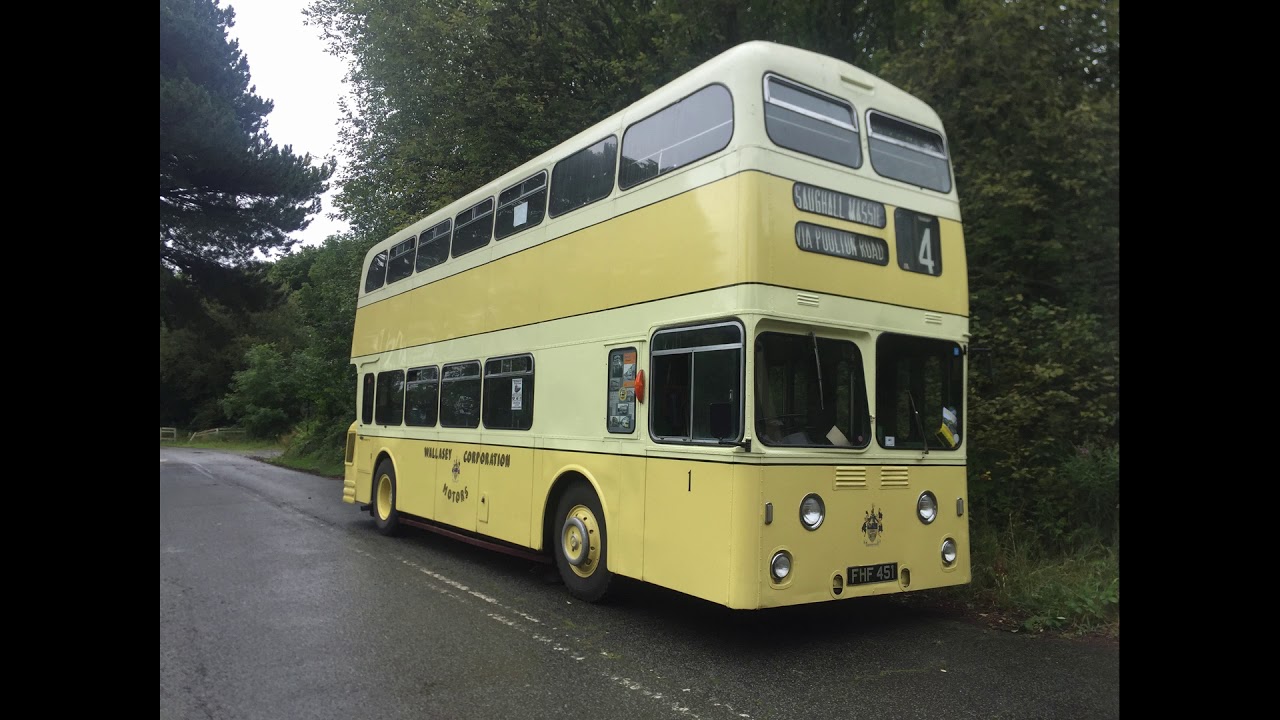 Bus Rally Hooton Park Hangars Sunday 11th August 2019 - YouTube