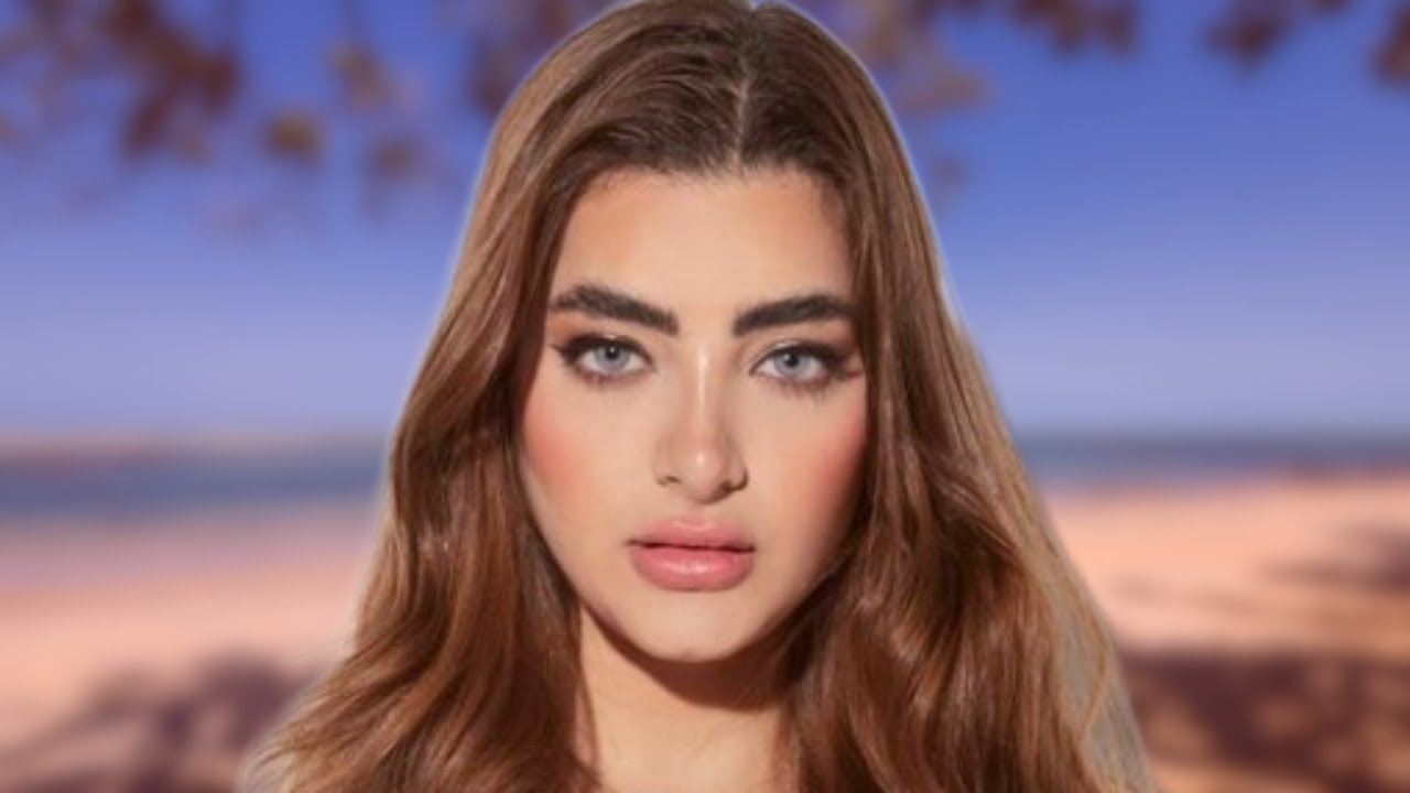 EXCLUSIVO! LAURA SAHAR aparece DESLUMBRANTE de biquíni e viraliza ...