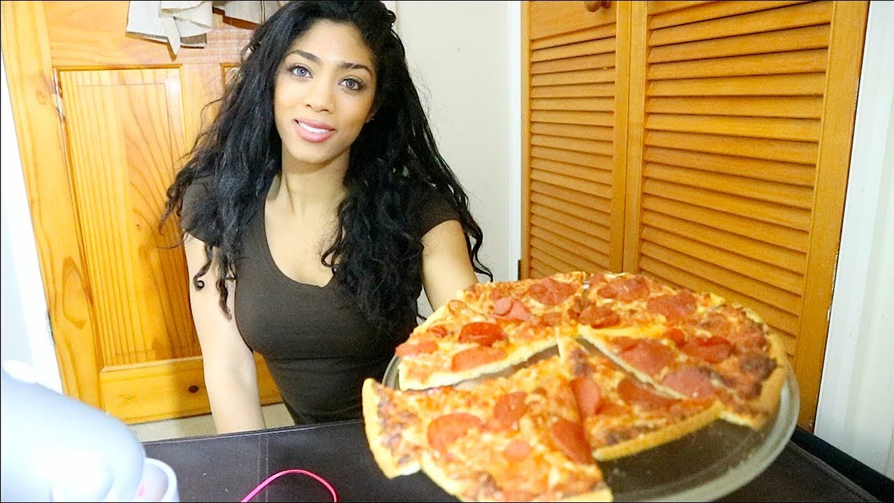 ASMR: Eat PIZZA with me. Eating sounds & whispering MUKBANG - YouTube