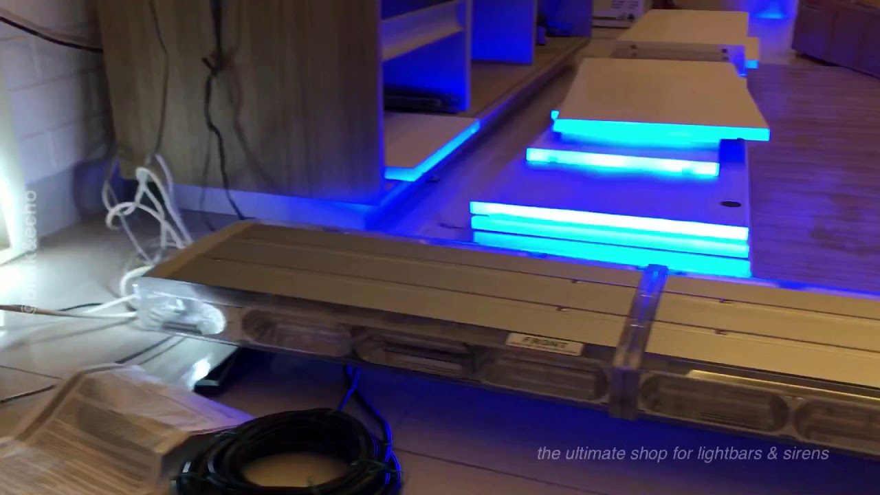 Whelen Lightbar Liberty II, by blink&echo - YouTube