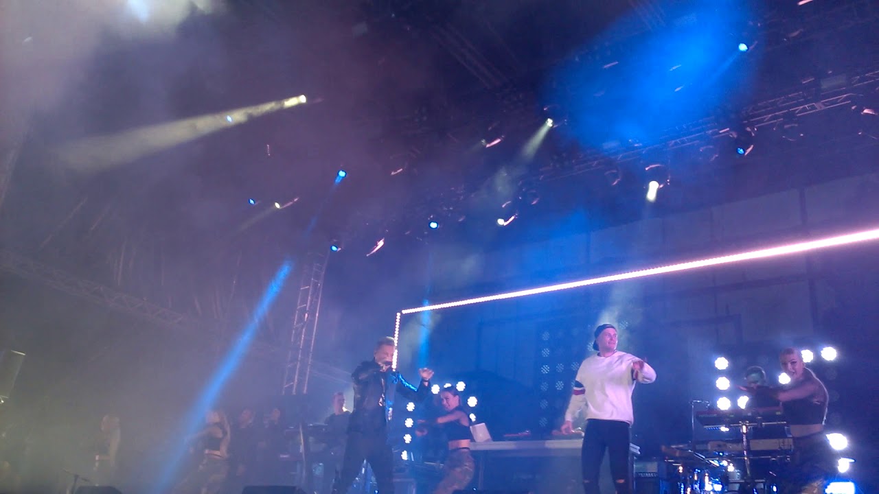 Cheek Sokka irti, live Tammerfest 21.7.2018 - YouTube