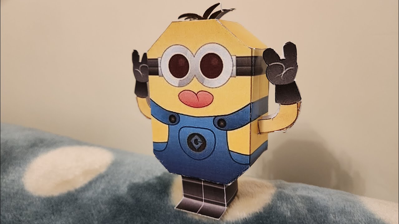 How to Make a Cute Minion Paper Craft | DIY Minion Craft Tutorial - YouTube