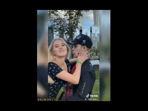 KIZLARIN ERKEKLERİ ÖPME AKIMI - KİSS ME CHALLENGE #tiktok #öpmeakımı #öpücükakımı