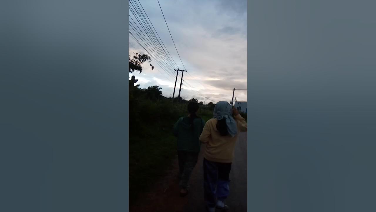 Mus luaj teb nawb - YouTube