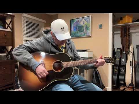 Sound Comparison: 2010 Gibson J45 TV and 2022 Martin OM 28 Standard - YouTube