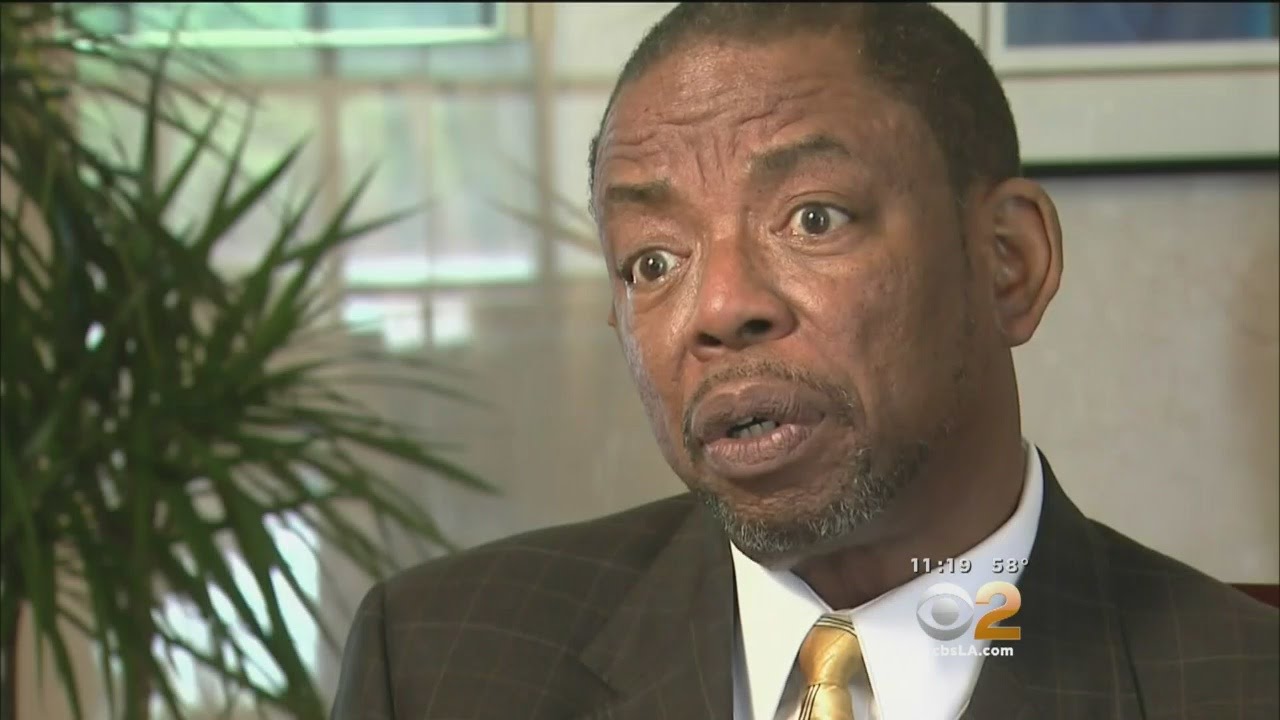 Simpson Attorney Addresses Discovery Of Knife - YouTube