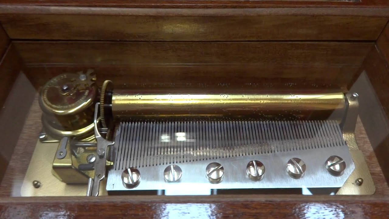 Reuge music box - YouTube