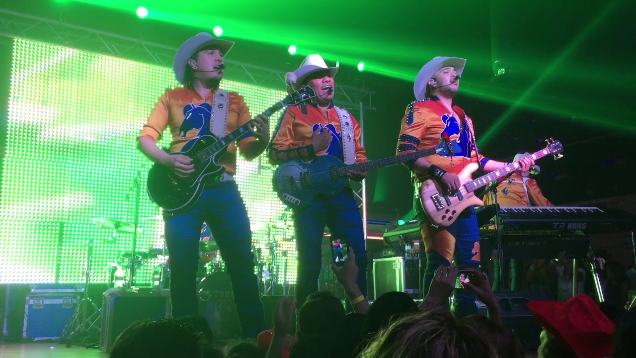 Grupo Bronco Live At The Palace Woodbridge VA-Grupo Bronco En Vivo En ...