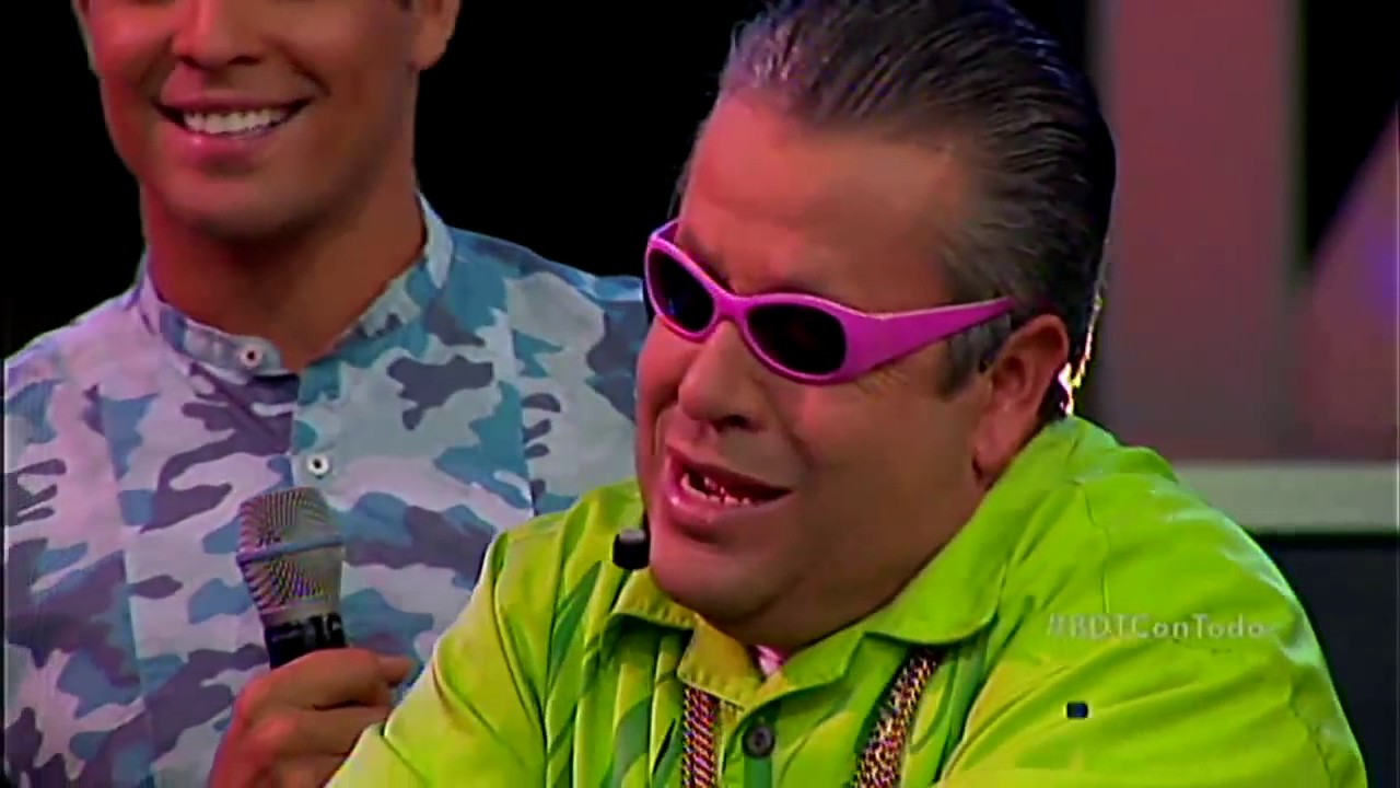 Imitando al Galan de informe 11 /Repretel canal 11 - YouTube