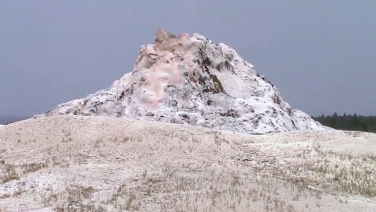 Fire Hole Lake Drive Yellowstone National Park - YouTube