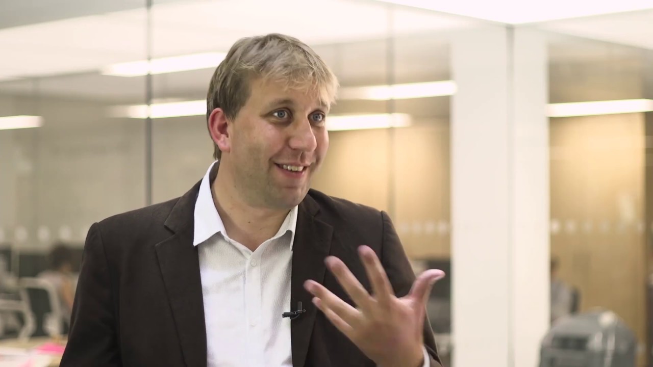 Designing collective intelligence: Chris Lintott - YouTube