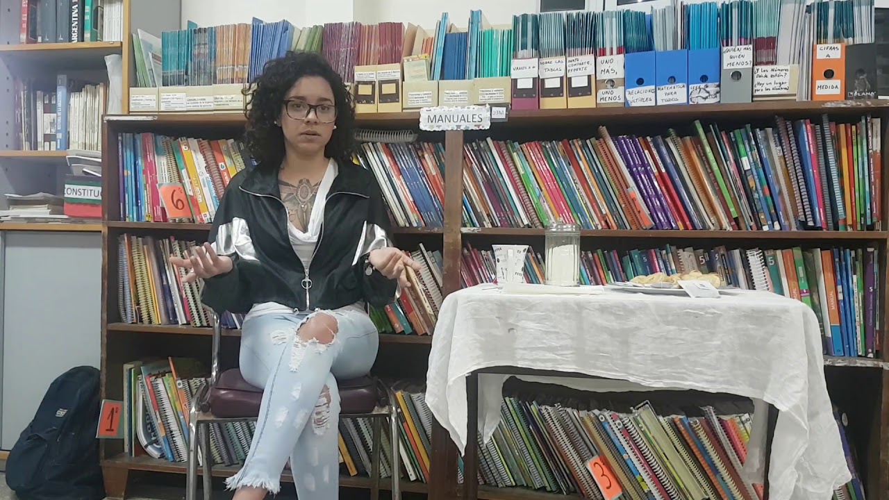 ENTREVISTA A UNA INMIGRANTE - YouTube