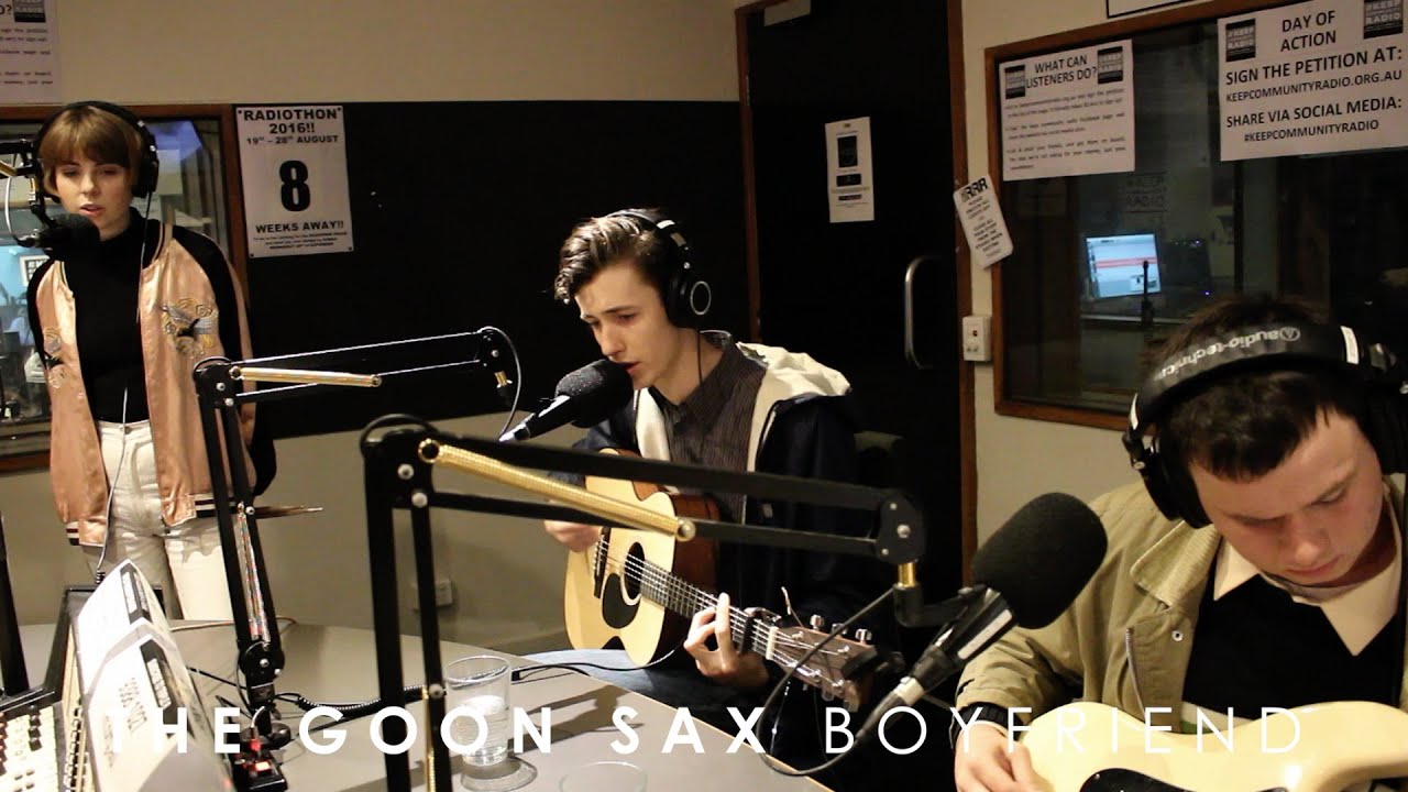 The Goon Sax - 'Boyfriend' (Live on 3RRR Breakfasters) - YouTube