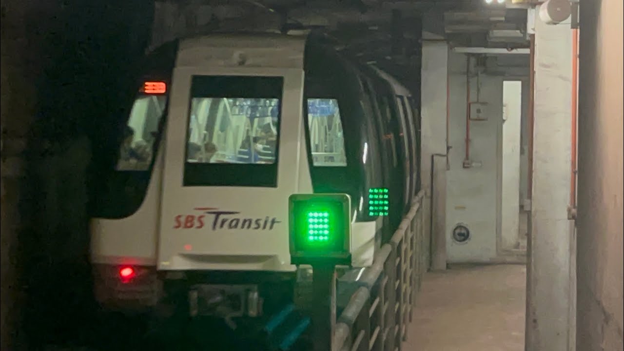[SBST] Set 7059/7060 from NE4 Chinatown to NE10 Potong Pasir - Alstom ...