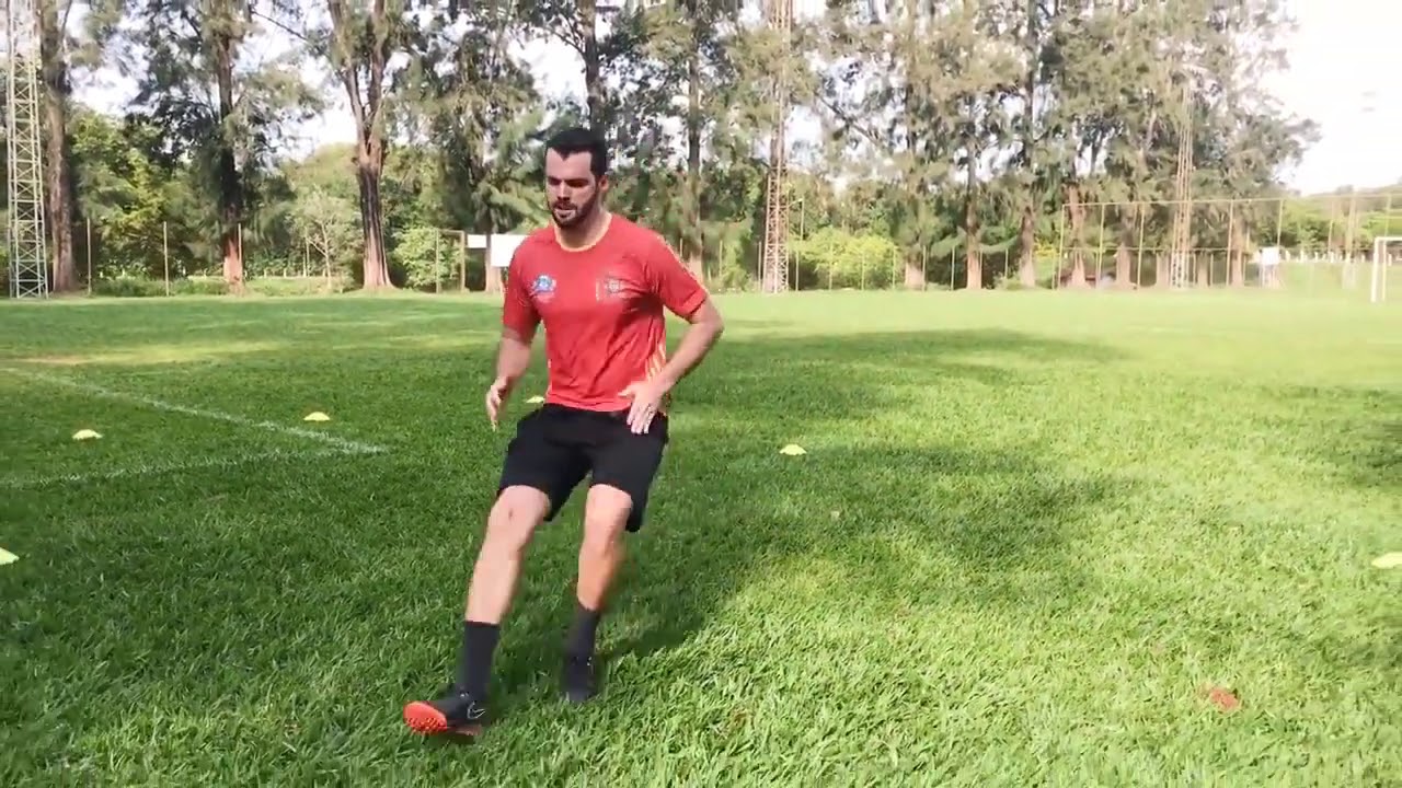 TREINO DE AGILIDADE NO FUTEBOL - YouTube