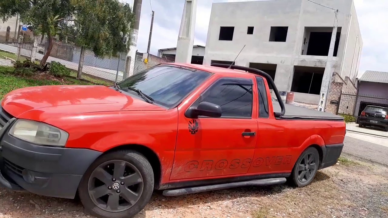 Saveiro crossover vermelha - YouTube