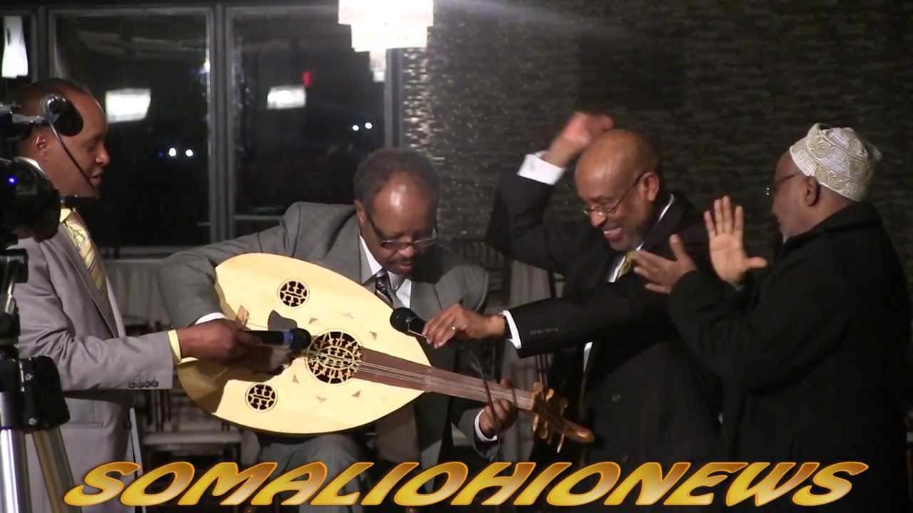 SOMALIOHIONEWS PRESENTS PRO AHMED ISMA"IL SAMATAR HAVING FUN IN ...