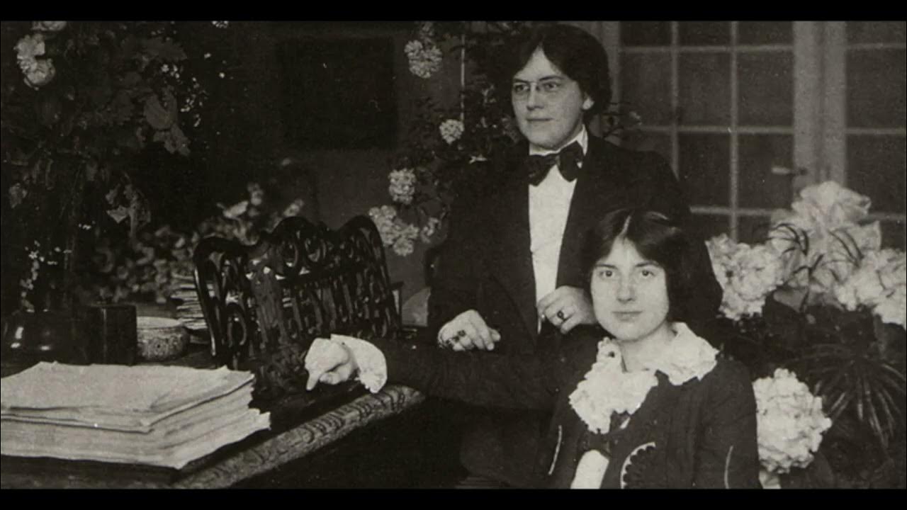 Nadia Boulanger conducts Lili Boulanger - Pie Jesu (1950) - YouTube