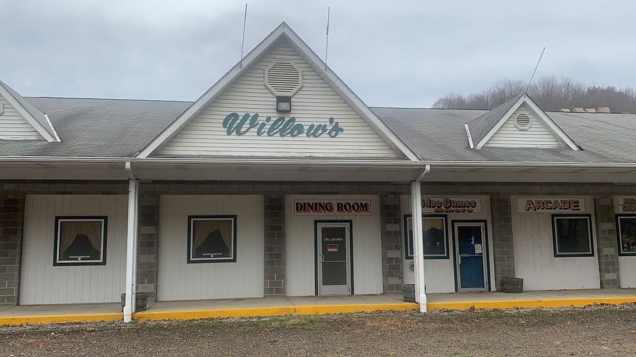 Abandoned Willows Mini Golf/Driving Range (Brady’s Bend Township, PA ...