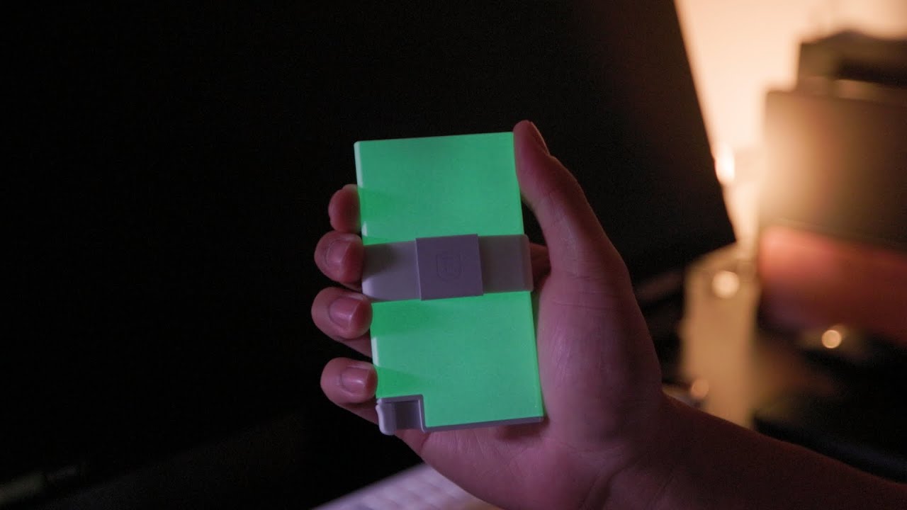 Glow-In-The-Dark Wallet!! - Ekster Cardholder Eclipse Review - YouTube