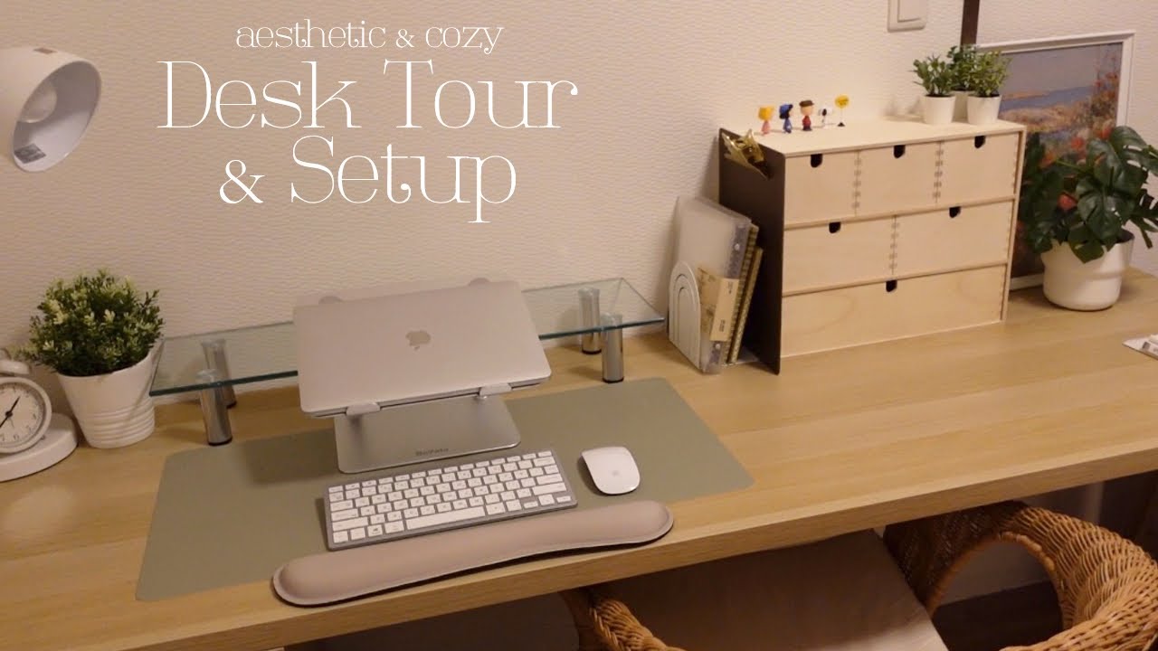 Desk Tour & Desk Setup 引っ越してから初のデスクツアー / setup / makeover - YouTube
