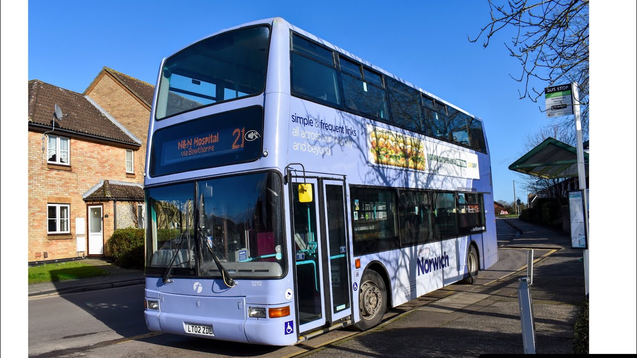 First Eastern Counties Plaxton President Volvo B7TL 32112 LT02 ZDL ...