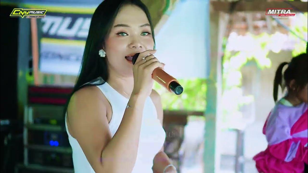 ONDE ONDE - FEBY PESEK - CNY MUSIC - ANNIVERSARY 1TH BWP(BOLONE WONG PUSAT) - YouTube