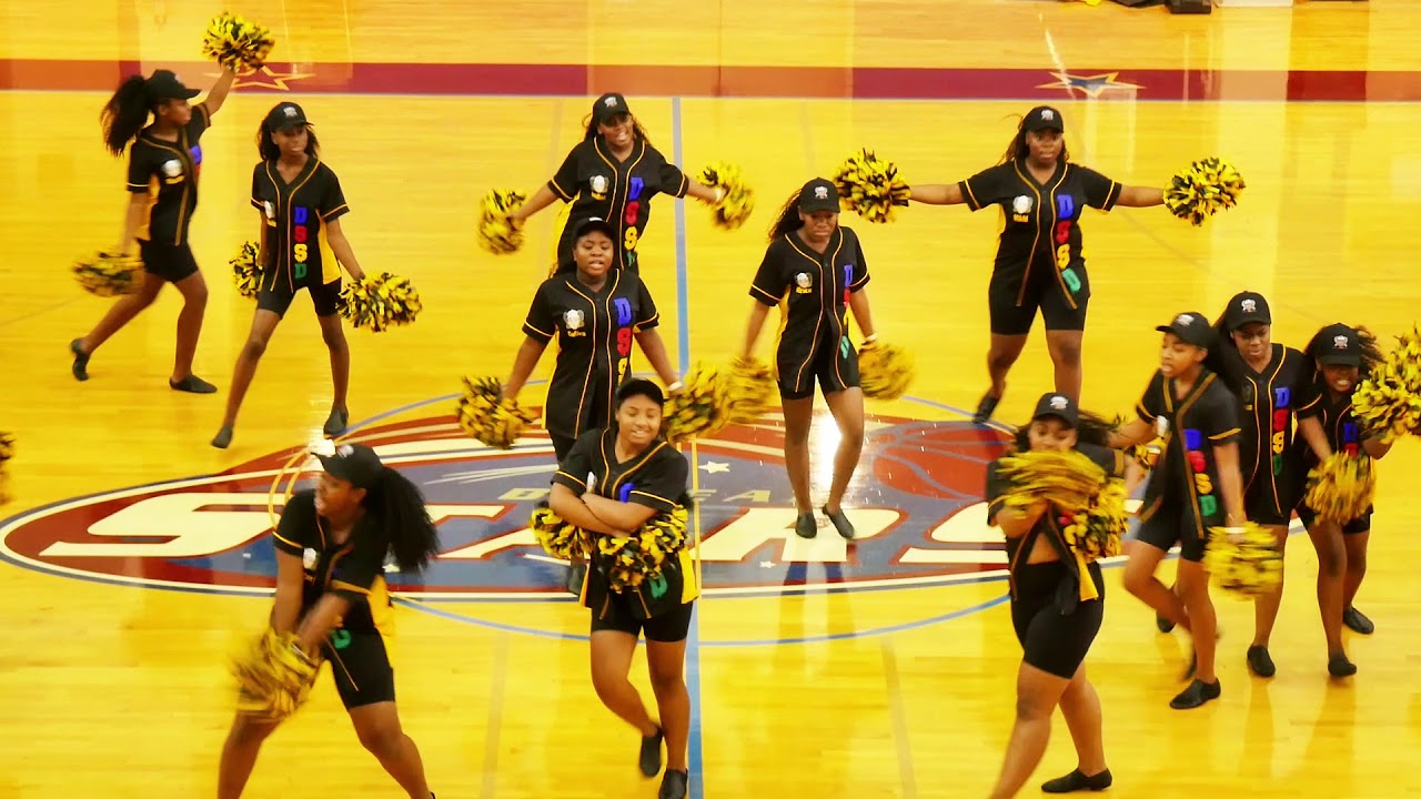 Prestigious Pearls Back 2 Skool Bash 2018 Poms Poms DSSD Studio - YouTube