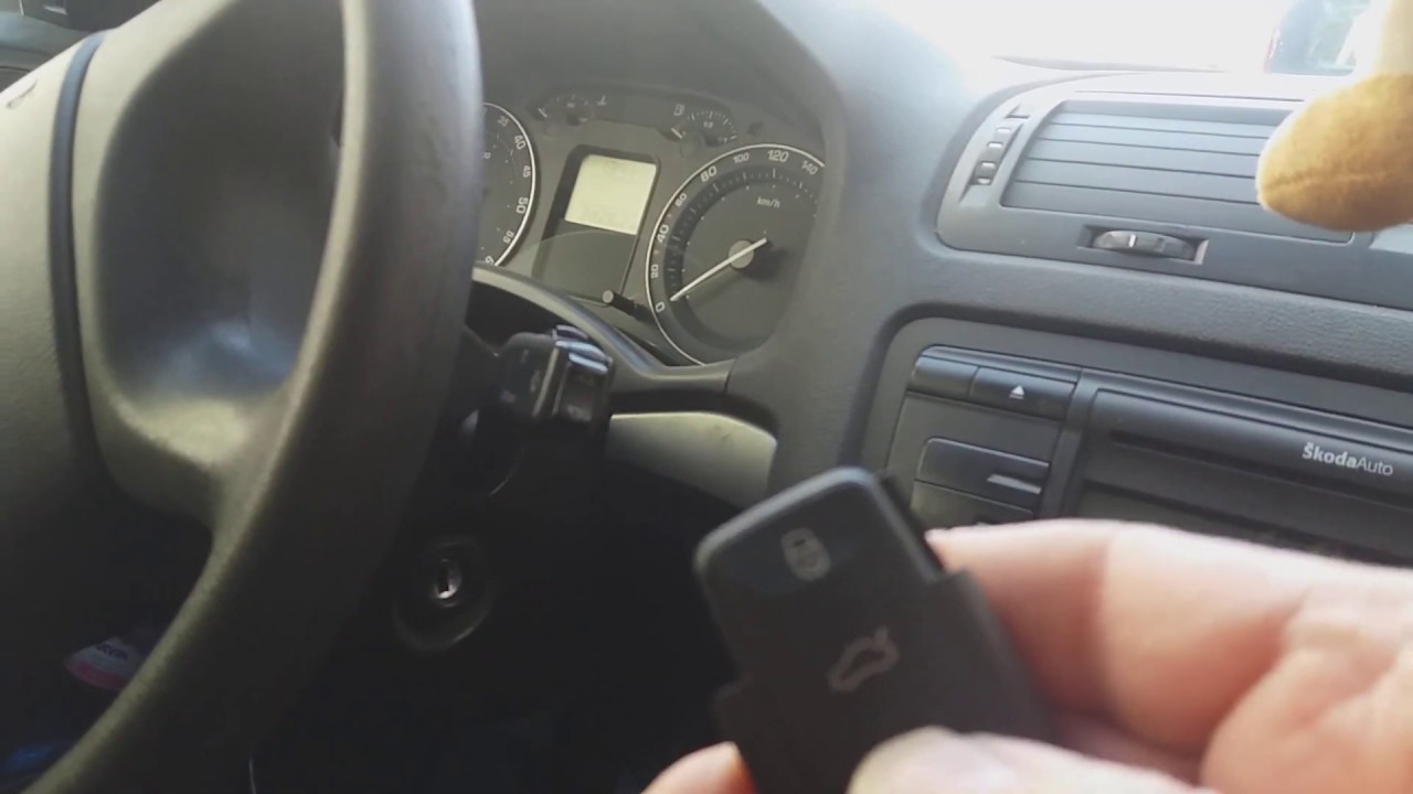 Locksmith.bg - Skoda Octavia 2008 remote key programming - YouTube
