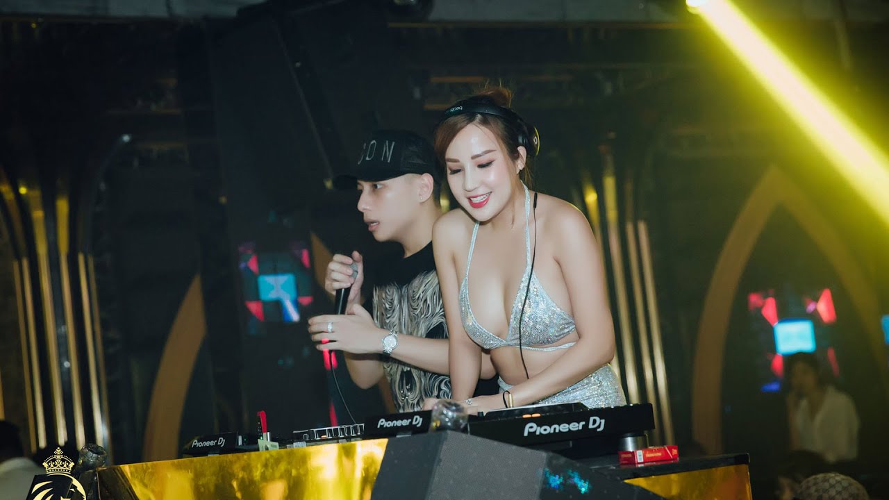 Peerage Bar: DJ Miu Miu - 10/4/2021 - YouTube